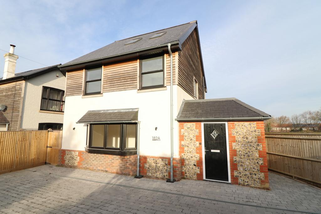 Leylands Road, Burgess Hill, RH15 4 bed house - £550,000