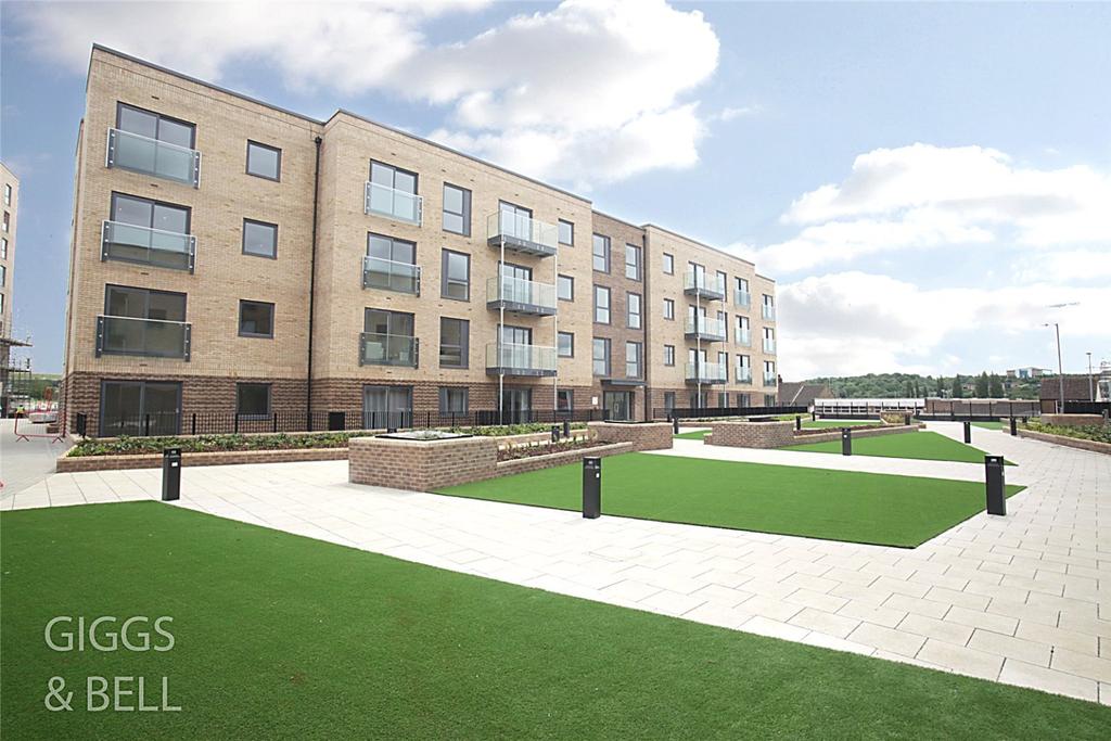 Griffin Court, Stirling Drive, Luton... 2 bed apartment - £290,000