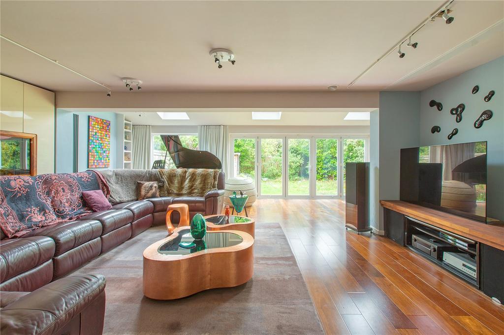 Halifax Road, Cambridge, CB4 5 bed detached house - £1,000,000