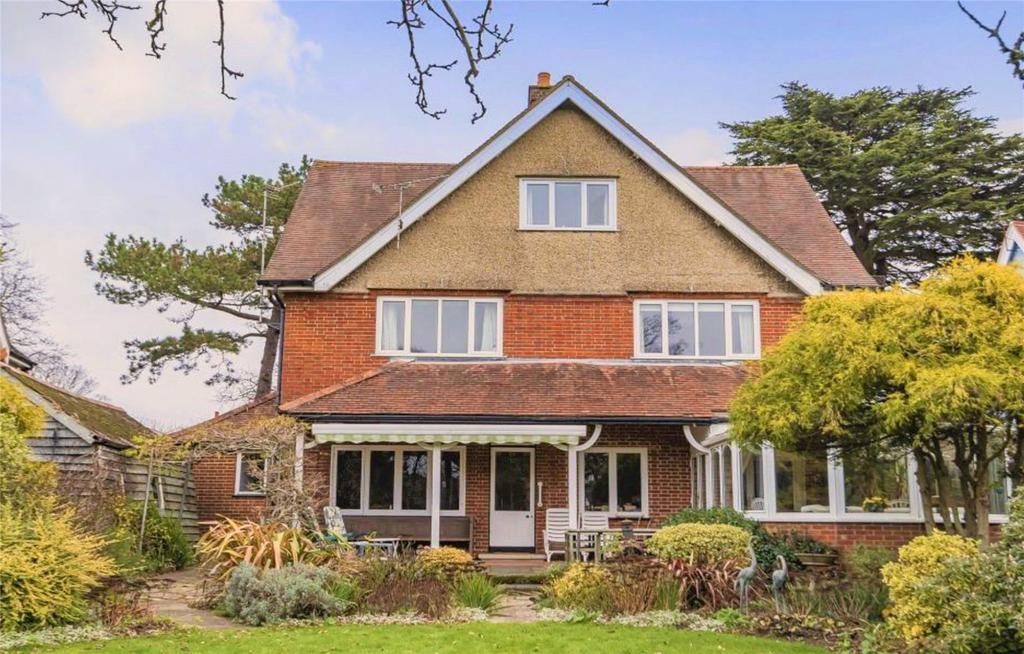 Highfield Lane, Highfield... 6 bed detached house - £950,000