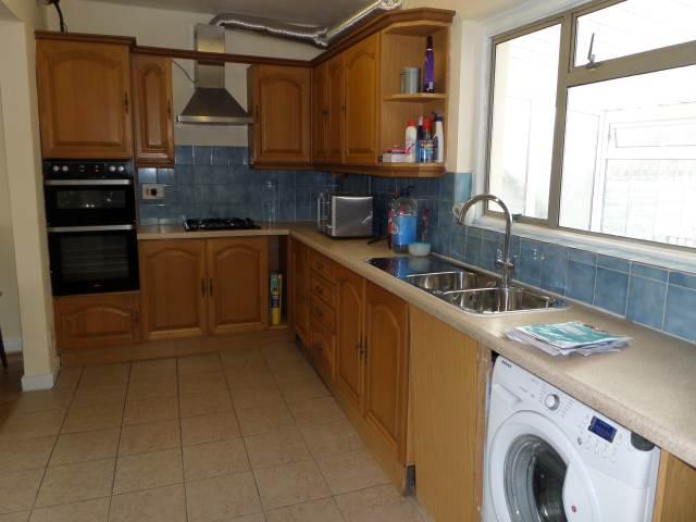 Lockleaze Road, Horfield, Bristol 7 bed semi-detached house - £3,650 ...
