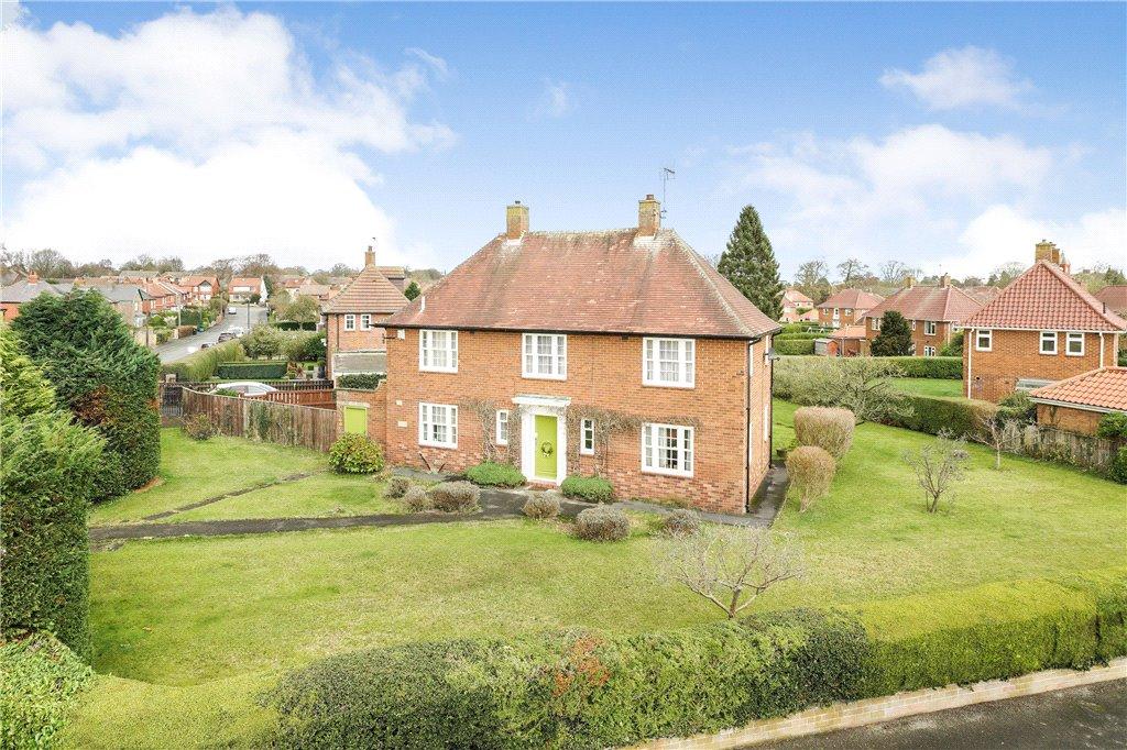 Bishopton Lane, Ripon 3 bed detached house - £525,000