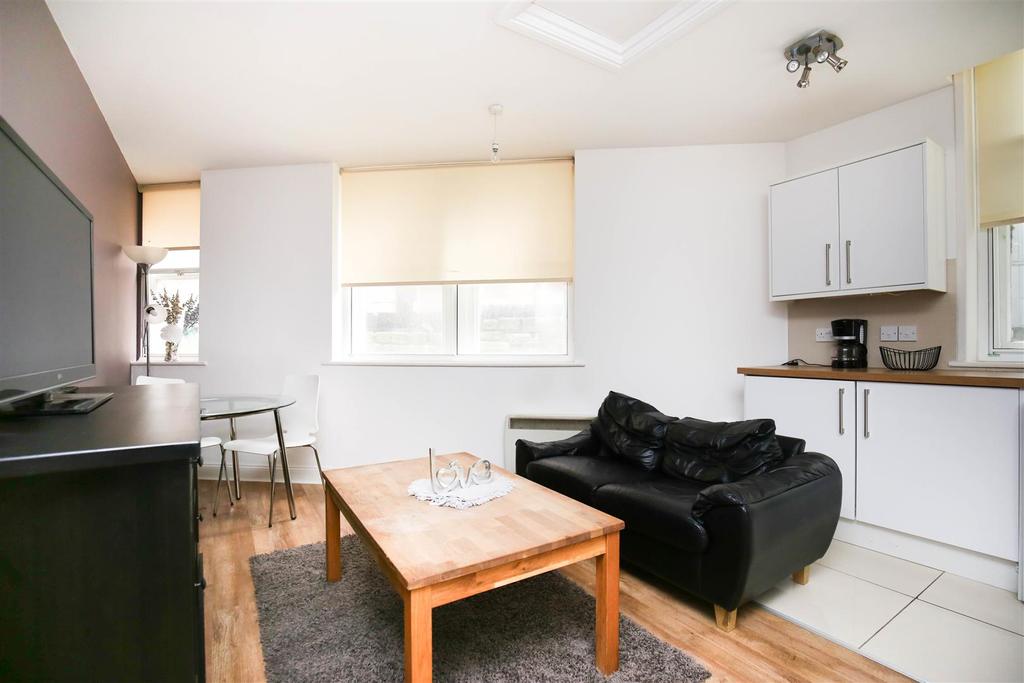 The Gatehouse, City Centre, NE1 1 bed apartment - £850 pcm (£196 pw)