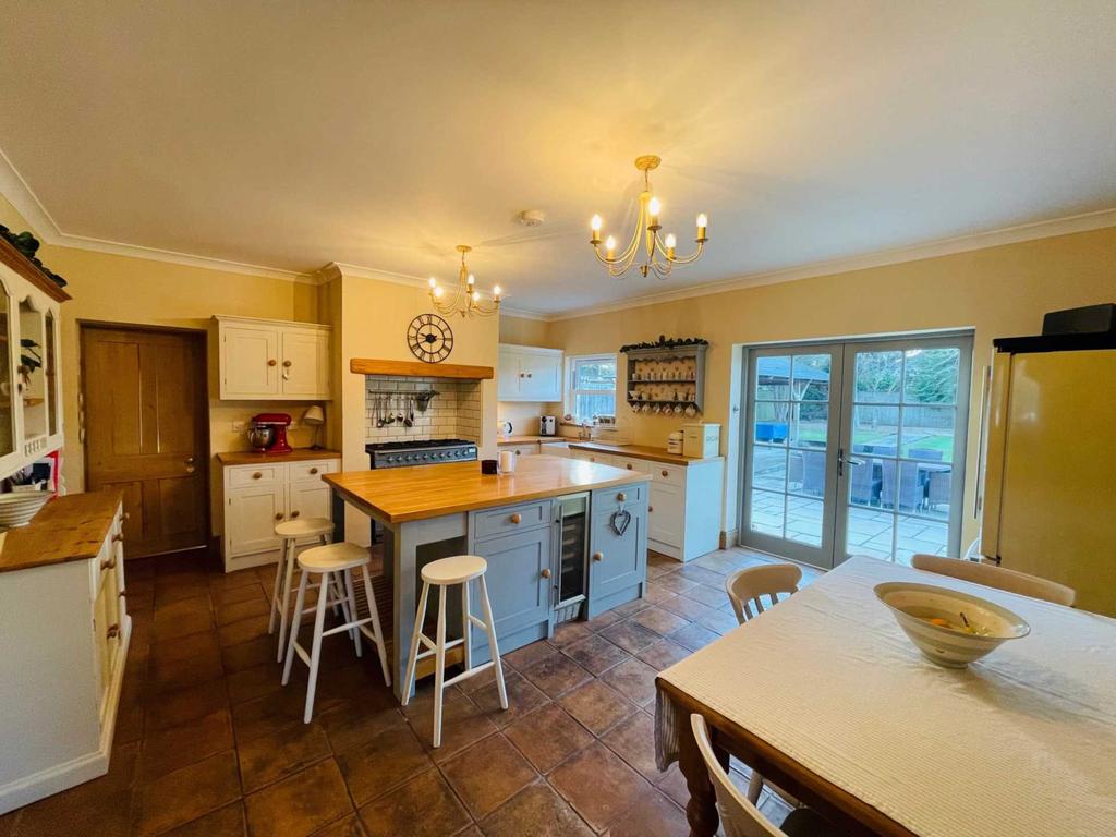 The Street, Crowmarsh Gifford 4 bed detached house - £1,100,000
