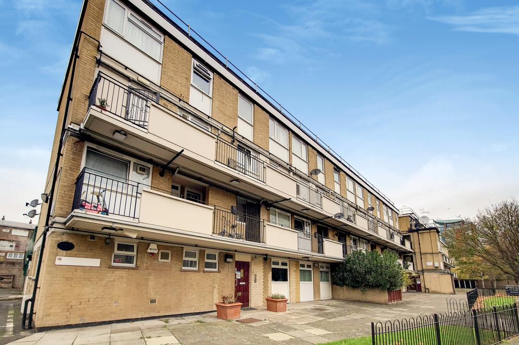 Discovery House, Newby Place, London... Studio - £1,150 pcm (£265 pw)