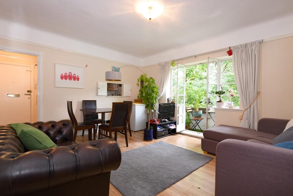 Wimbledon Hill Road Wimbledon SW19 2 bed flat - £1,700 pcm (£392 pw)