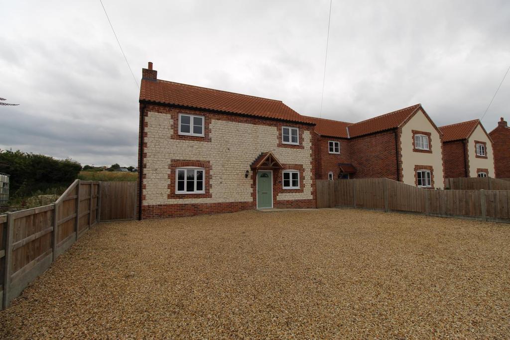 Whiteplot Road, Methwold Hythe, IP26 4 bed detached house - £1,750 pcm ...