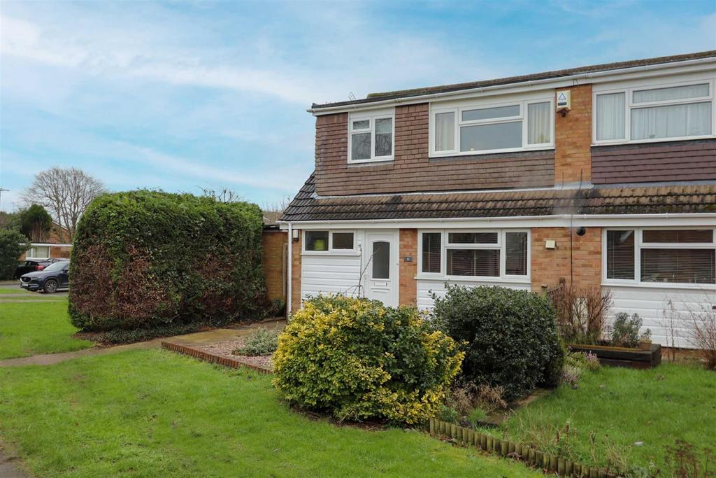 Camberton Road, Linslade 3 bed semi-detached house - £389,995