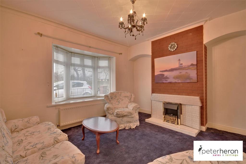 Percy Terrace, Whitburn, Sunderland 2 bed cottage - £140,000