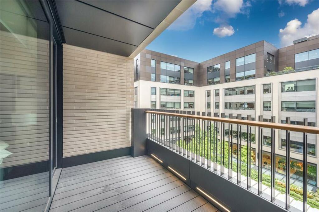 Rathbone Square, 37 Rathbone Place 2 bed flat - £8,450 pcm (£1,950 pw)