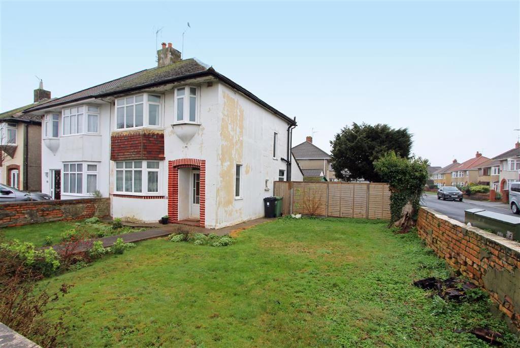 Bromley Heath Road, Downend, Bristol 3 bed house - £300,000