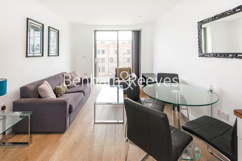 Essian Street, Wapping E1 1 bed apartment - £1,600 pcm (£369 pw)