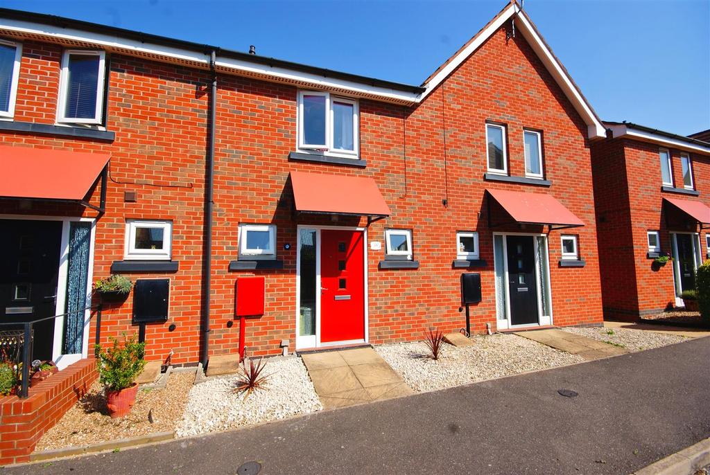 Blackberry Way, Fernwood, Newark 2 bed house - £650 pcm (£150 pw)