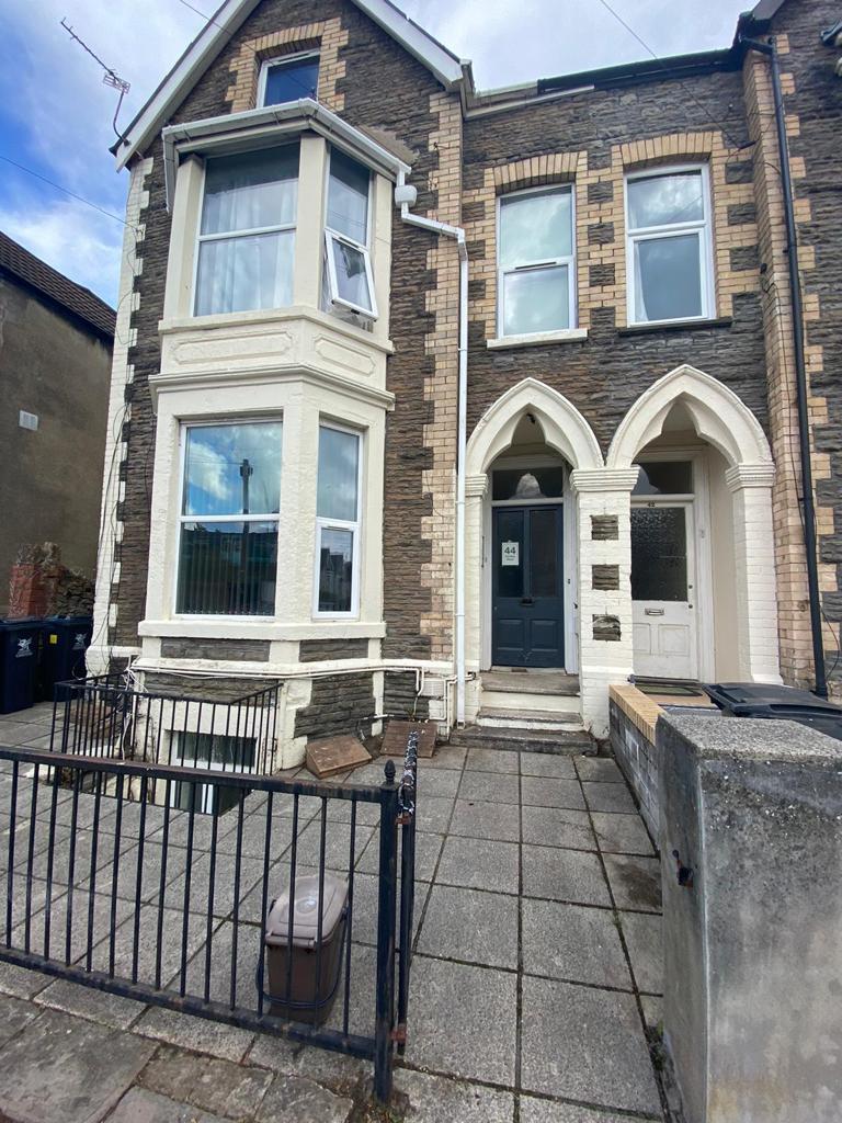 Gordon Road, Cardiff 1 bed flat - £715 pcm (£165 pw)