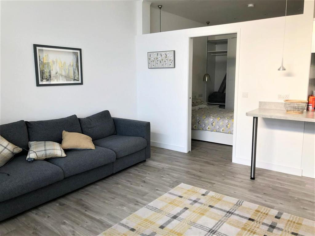 Lessness Avenue, Bexleyheath Studio - £950 pcm (£219 pw)