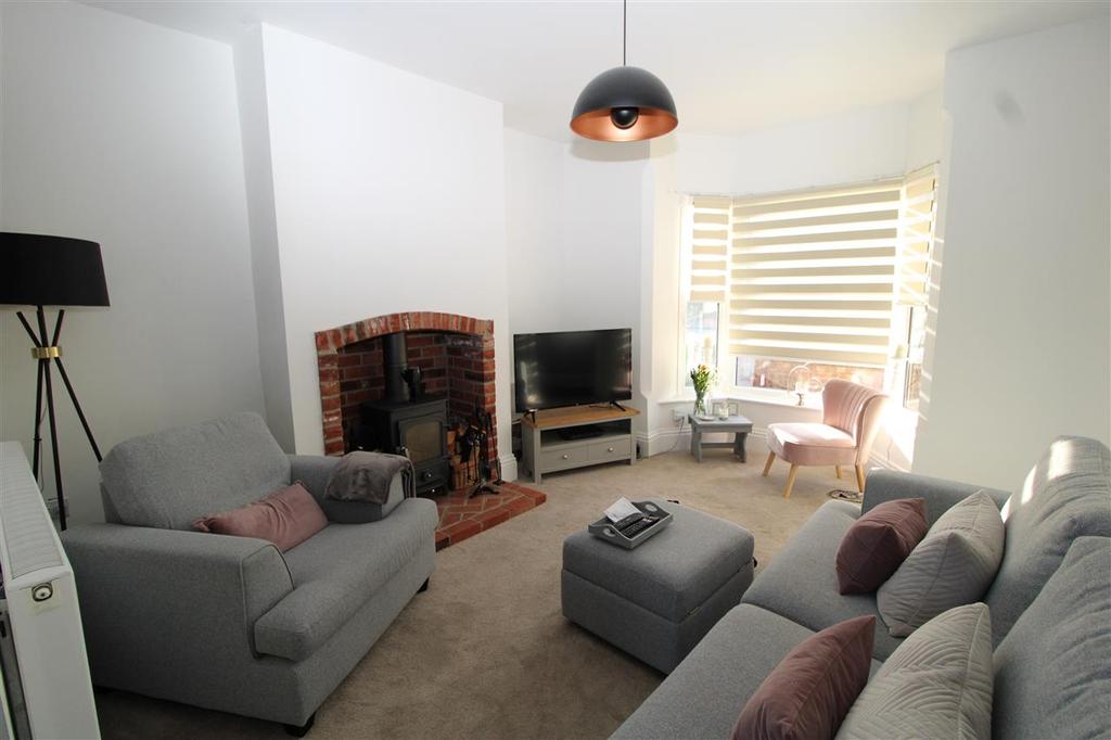 London Road, Balderton, Newark 2 bed terraced house - £170,000