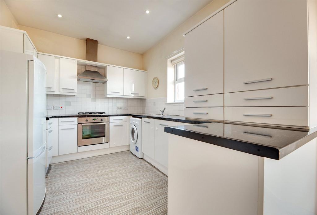 Hartington Court, Gateshead, NE8 2 bed apartment - £750 pcm (£173 pw)