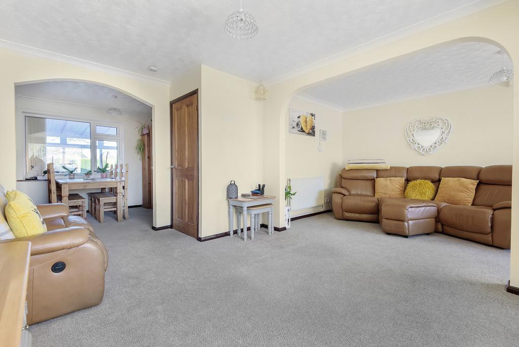 Polstead Close, Stowmarket 3 bed detached house - £300,000