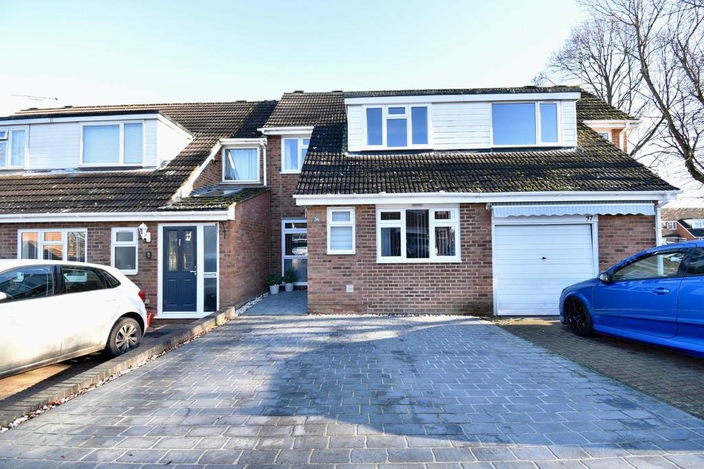 Osterley Close, Stevenage 3 bed terraced house - £385,000