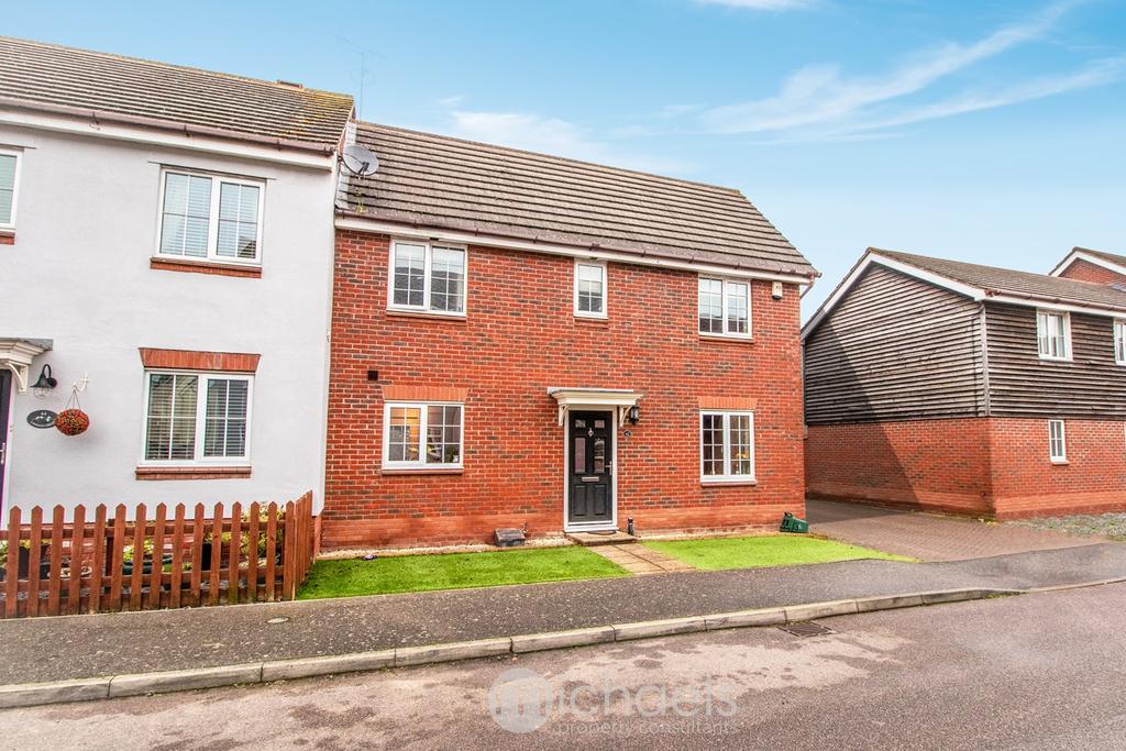 Lammas Drive, Braintree, CM7 4 bed semi-detached house - £425,000