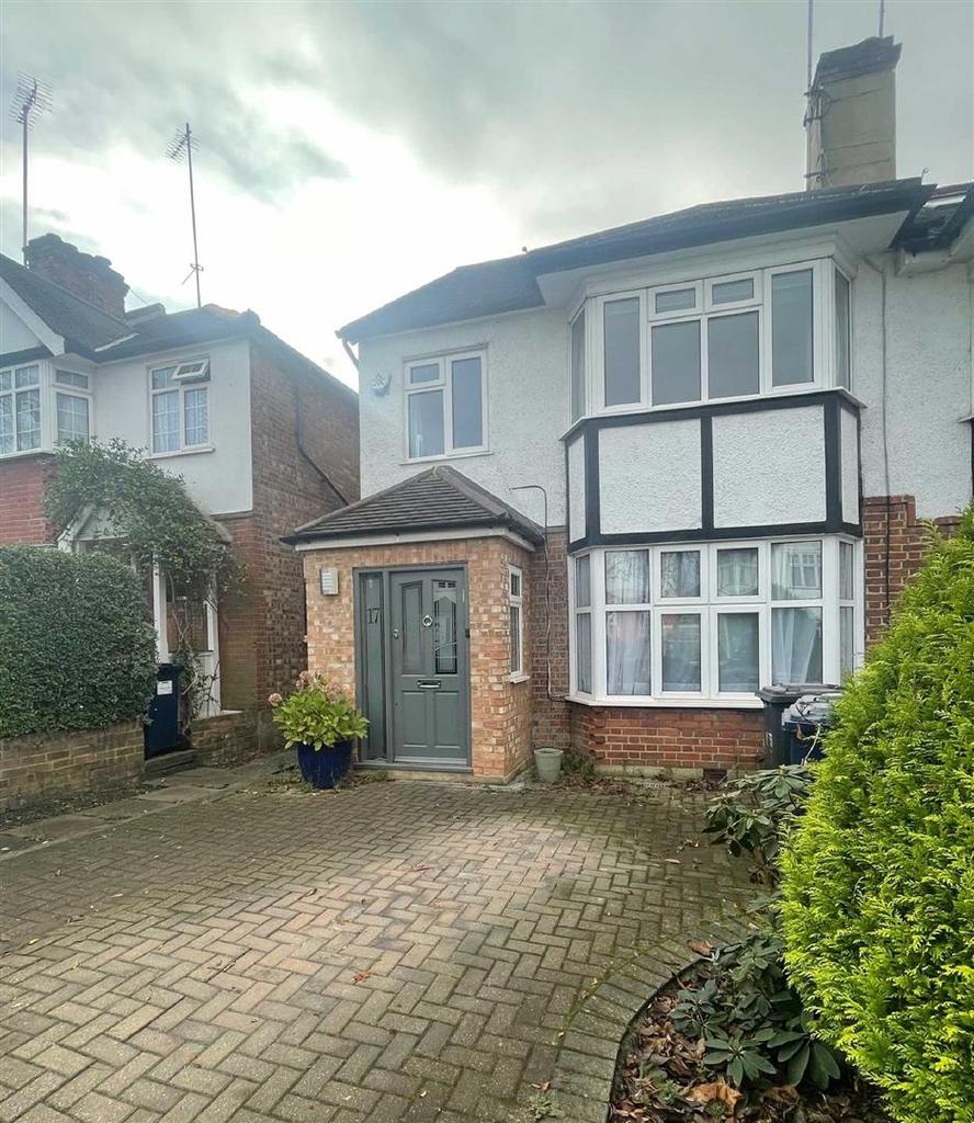 Nethercourt Avenue, West Finchley 5 bed semi-detached house - £925,000