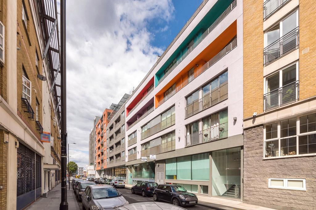 Spaceworks Building, 21 Plumbers Row, London 2 bed flat - £2,297 pcm (£ ...