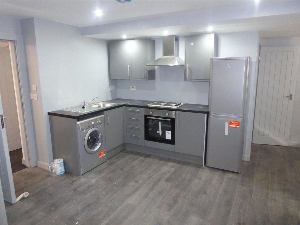 Portland Place, Halifax, HX1 1 bed apartment - £475 pcm (£110 pw)