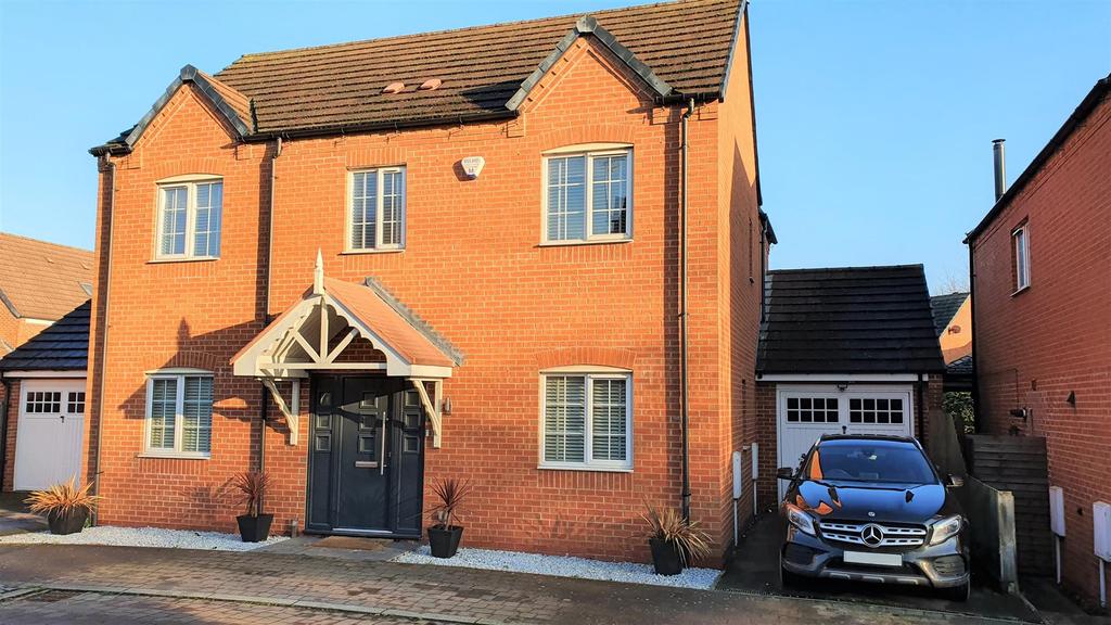 Swale Grove, Bingham, Nottingham 4 bed detached house for sale - £405,000