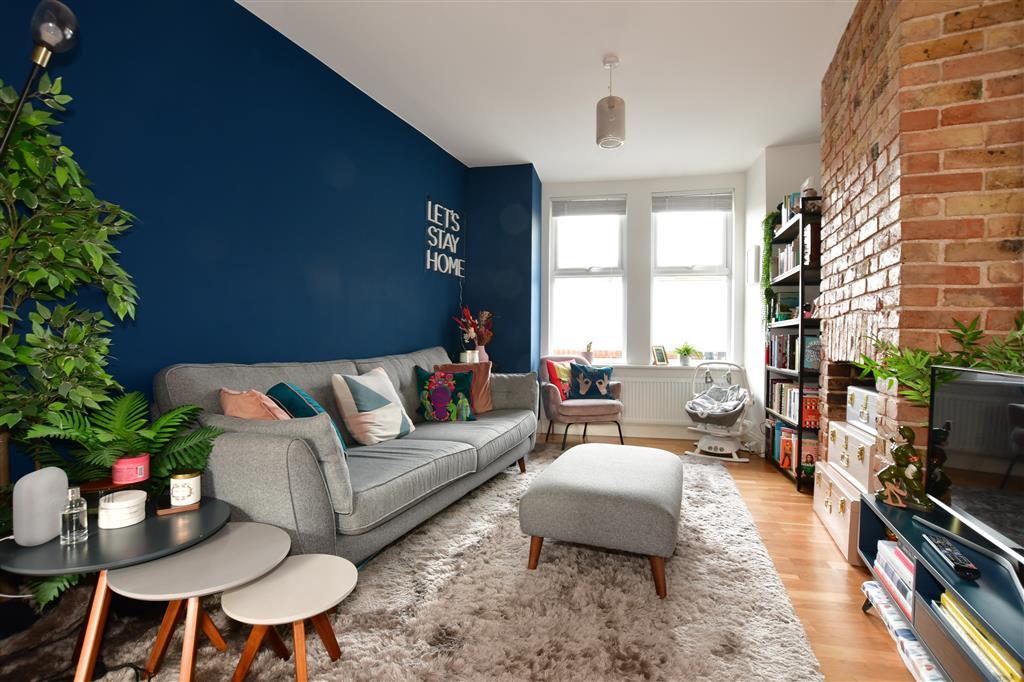 Boundary Road, Ramsgate, Kent 2 bed terraced house - £270,000