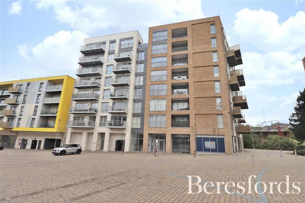 Cunard Square, Chelmsford, CM1 2 bed apartment - £1,295 pcm (£299 pw)