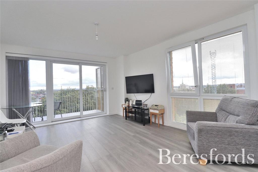 Cunard Square, Chelmsford, CM1 2 bed apartment - £1,295 pcm (£299 pw)