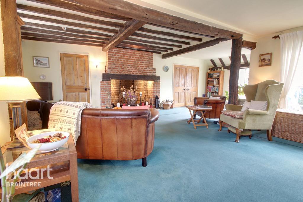 Marks Hall Road, Coggeshall 4 bed detached house - £775,000