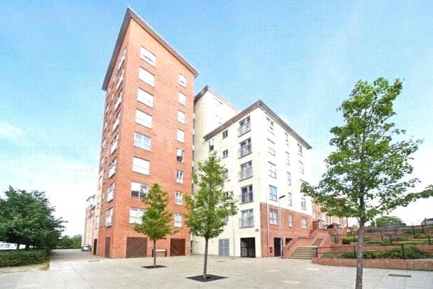 Moulsford Mews, Reading, RG30 2 bed apartment - £200,000