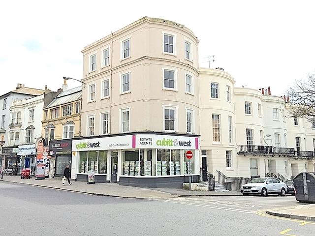Western Road, Brighton BN1 2AA 3 bed apartment - £1,600 pcm (£369 pw)