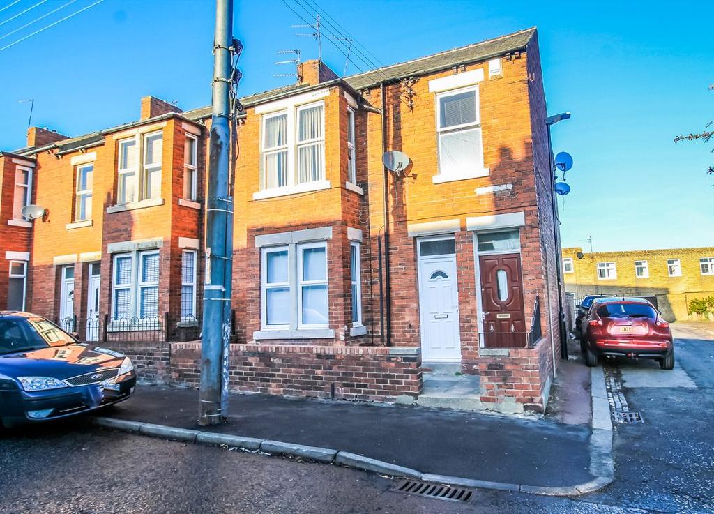 Gladstone Terrace, Sulgrave... 1 bed flat - £450 pcm (£104 pw)
