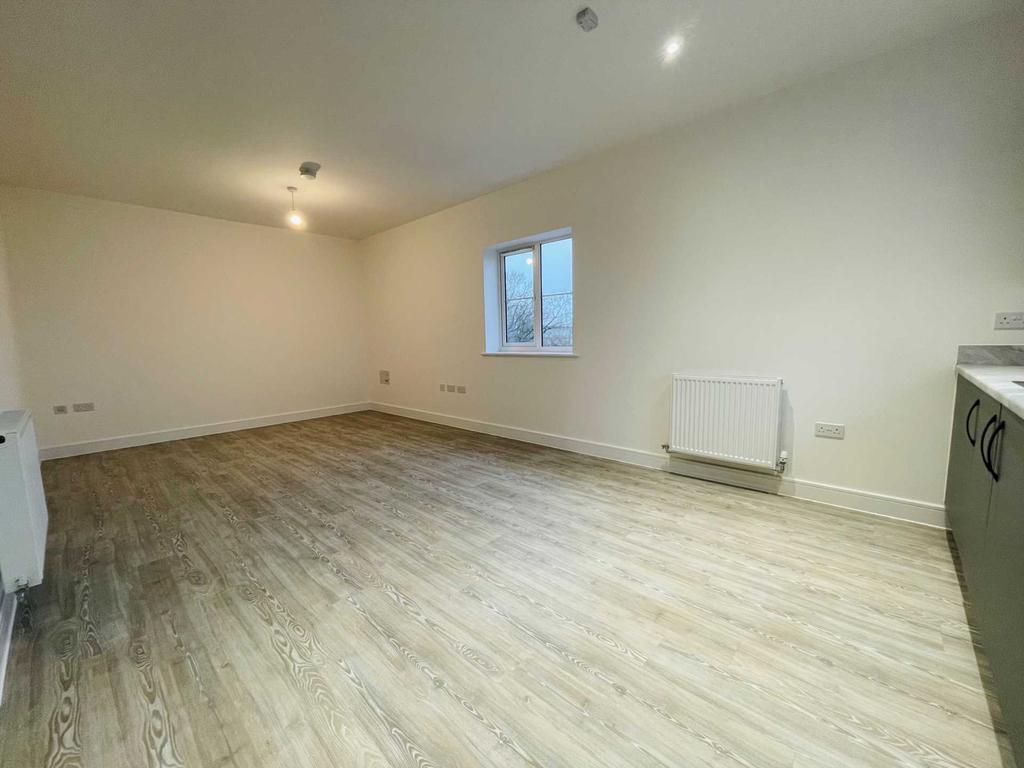 Tom Gaughan Way, Didcot 2 bed apartment - £242,000