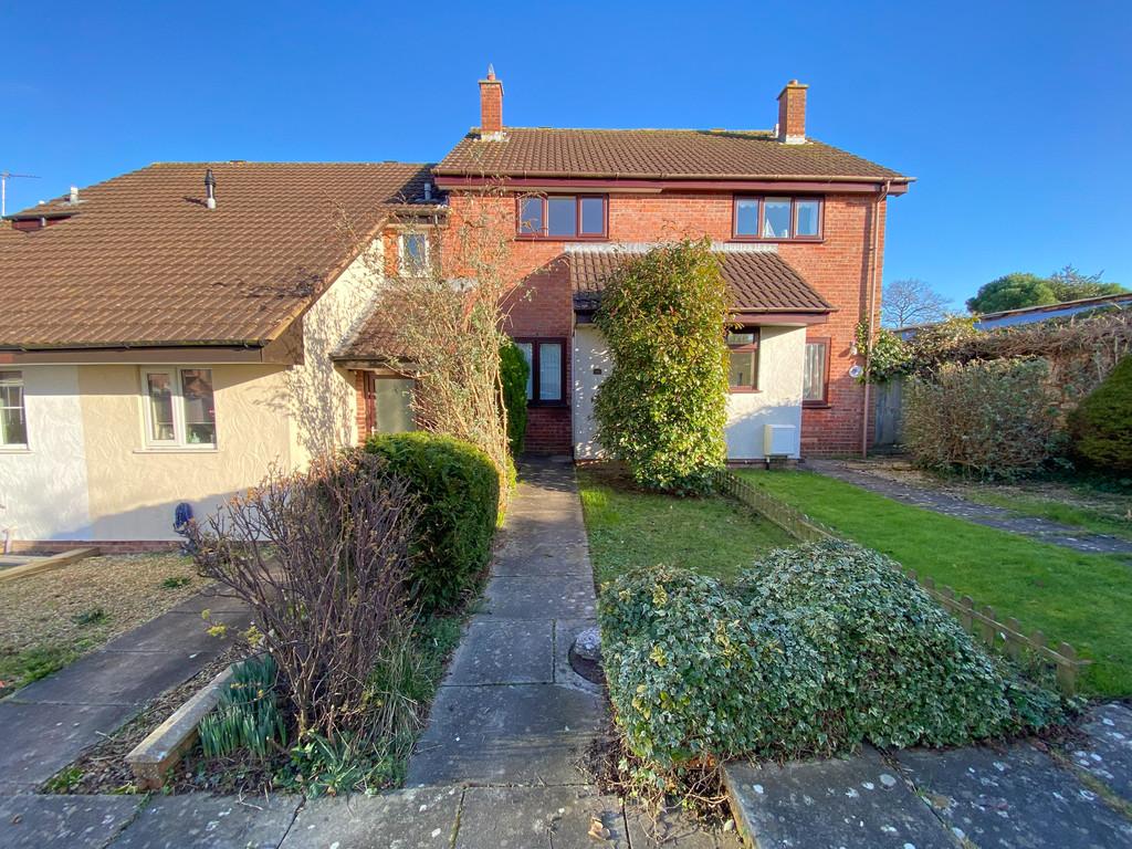 Fulton Close Ipplepen Newton Abbot 2 Bed End Of Terrace House £250 000