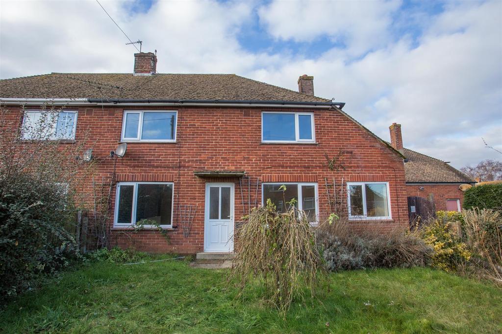 Staple Road, Wingham, Canterbury 3 bed semi-detached house - £1,200 pcm (£277 pw)