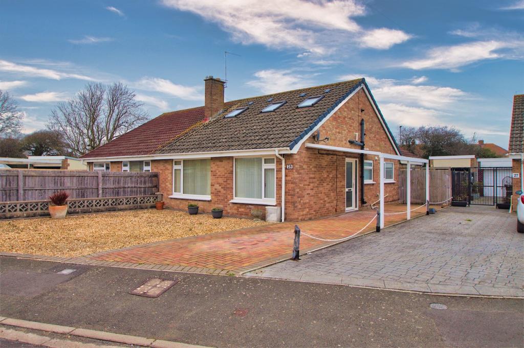Maple Drive, Burnham-On-Sea... 3 bed bungalow - £345,000