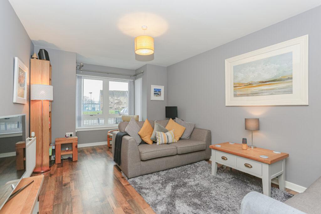 Westwood Crescent, Cornton, Stirling... 3 bed terraced house - £132,500