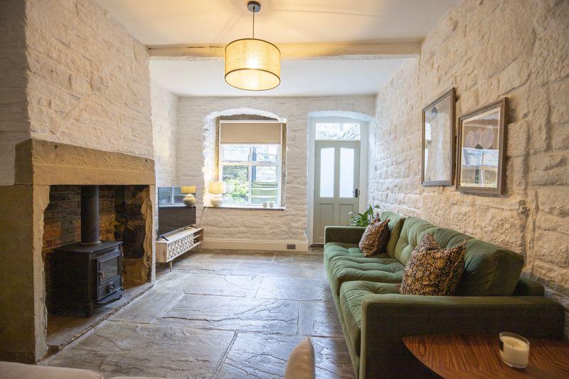 6 Upper Field House Lane, Triangle HX6 1PL 3 bed terraced house - £300,000