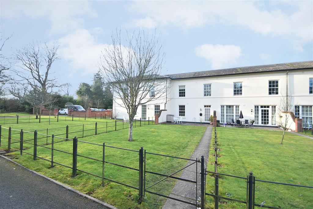 14 Oxon Hall, Holyhead Road, Bicton... 1 bed apartment - £160,000