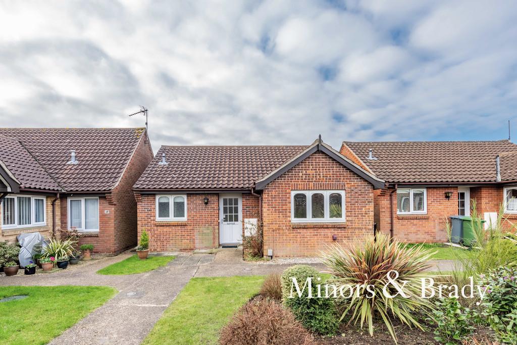 Merchant Way, Norwich 2 bed detached bungalow - £190,000