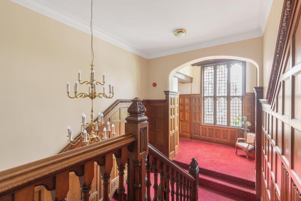 Merrow Grange, Horseshoe Lane East... 2 bed apartment - £435,000
