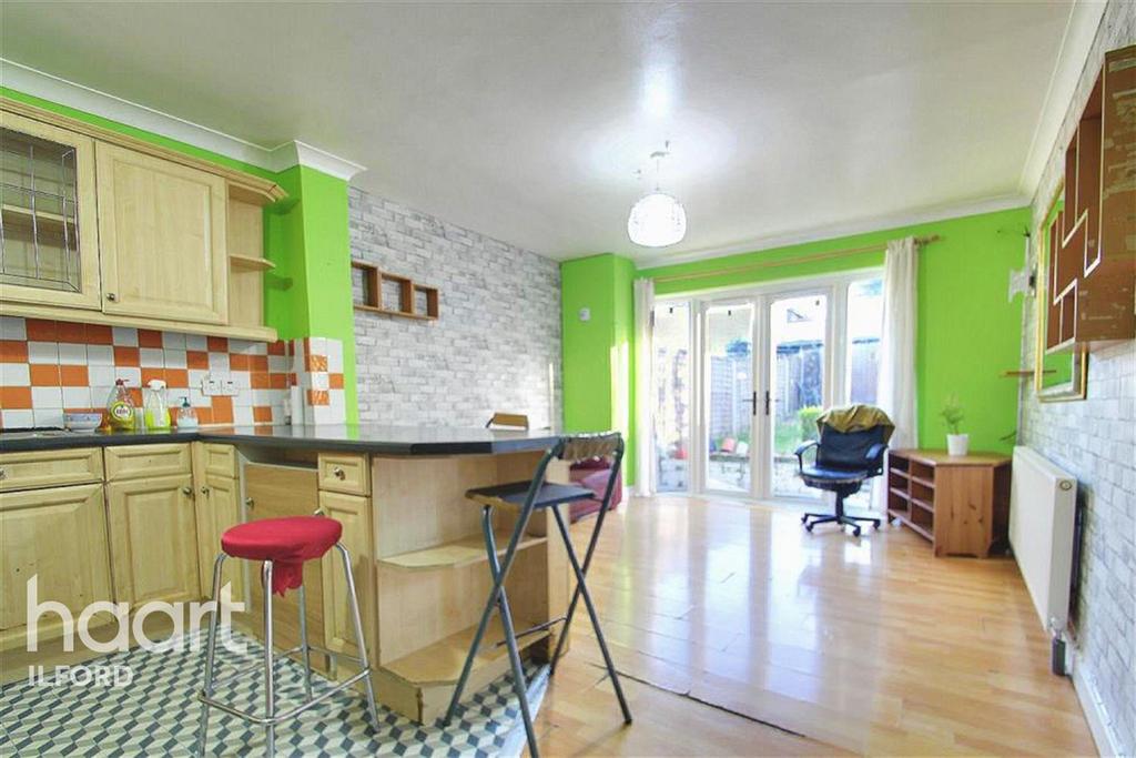 Argyle Road, IG1 1 bed flat - £1,350 pcm (£312 pw)