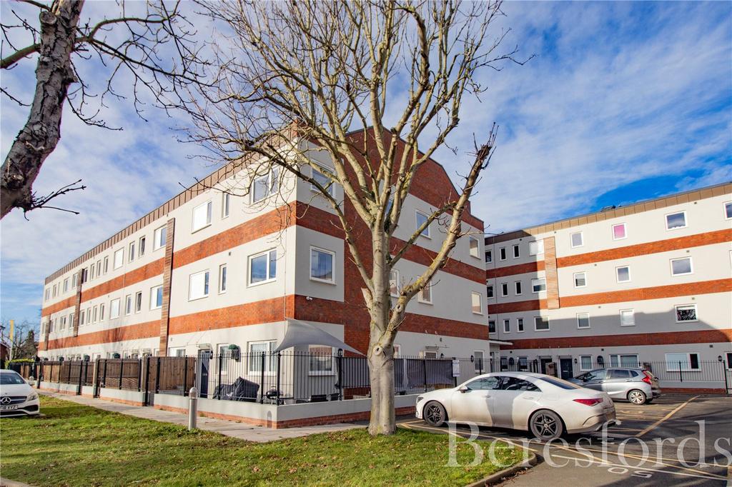 Lime Tree Place, 8 Collingwood Road, CM8 1 bed apartment - £190,000