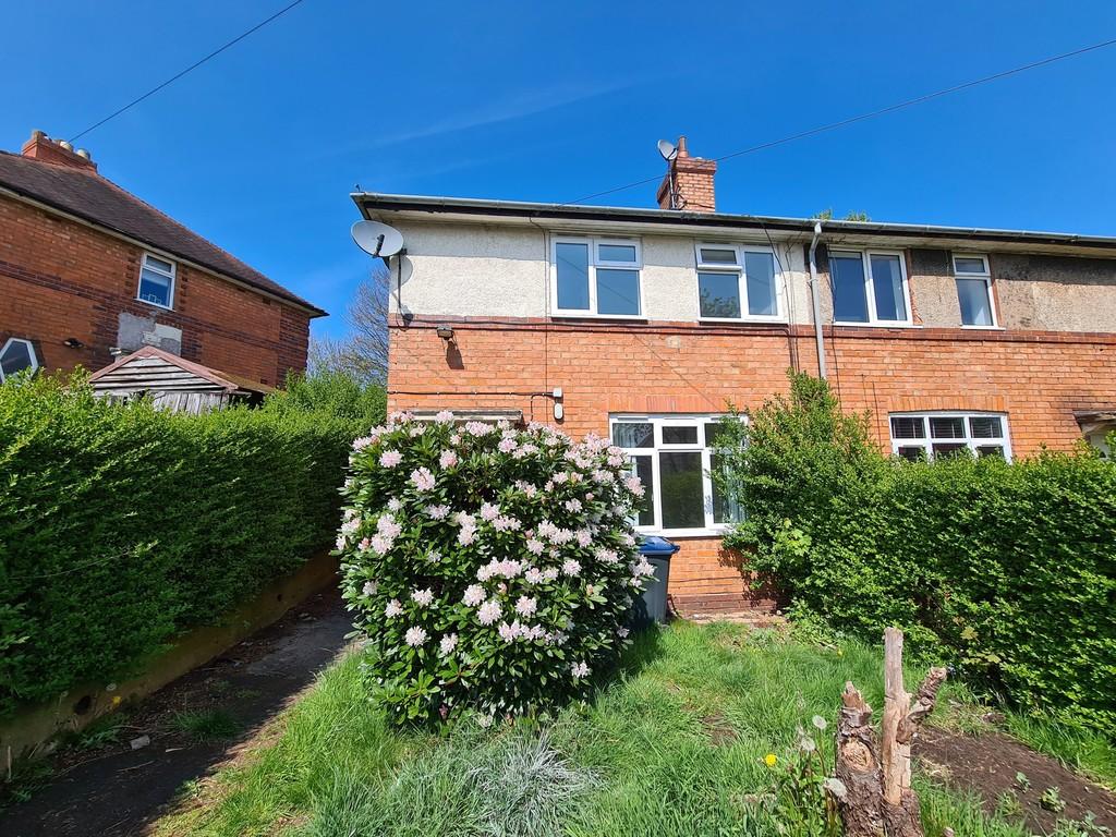 Kendal Rise Road Rednal Birmingham 3 Bed Semi Detached House £800