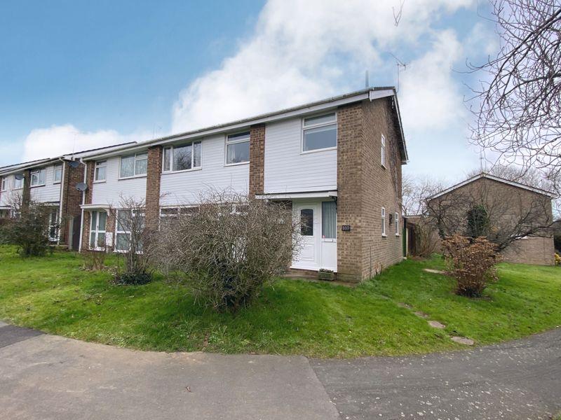 Cranbourne Park, Hedge End, SO30 0NZ 4 bed semi-detached house - £350,000