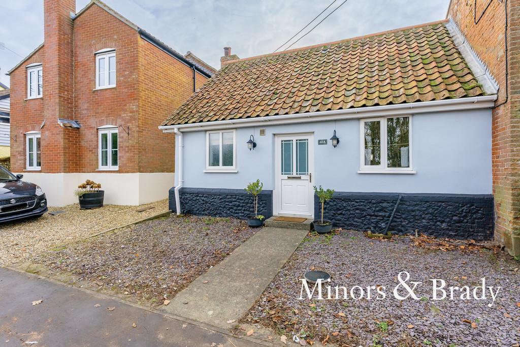 Church Street, Bradenham 1 bed cottage - £165,000