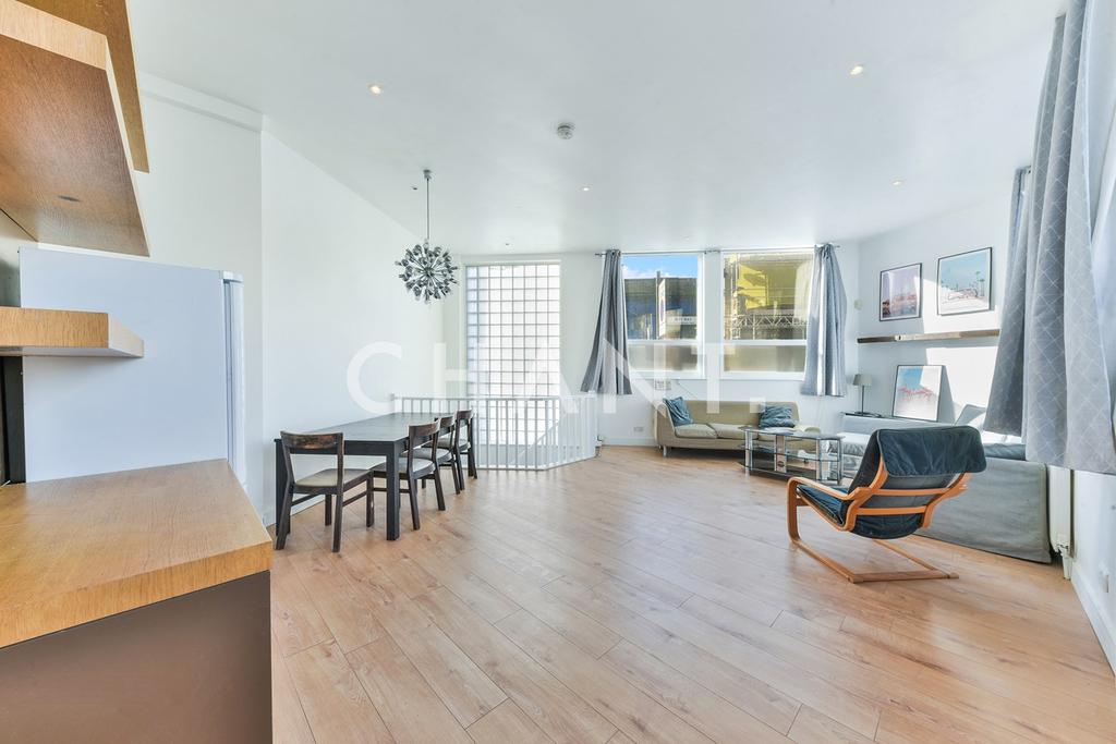 Southwark Park Road, London, SE16 3 bed apartment - £2,800 pcm (£646 pw)